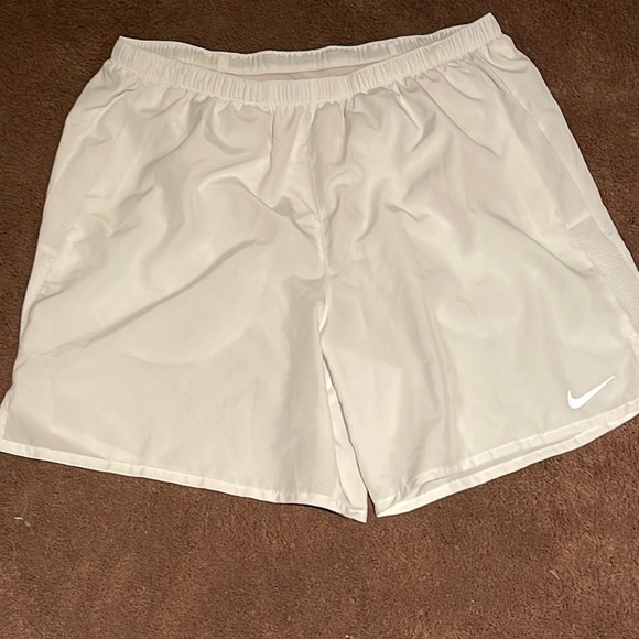 Nike | Shorts | Mens Nike Extra Large Lined Shorts White Extra Large ...